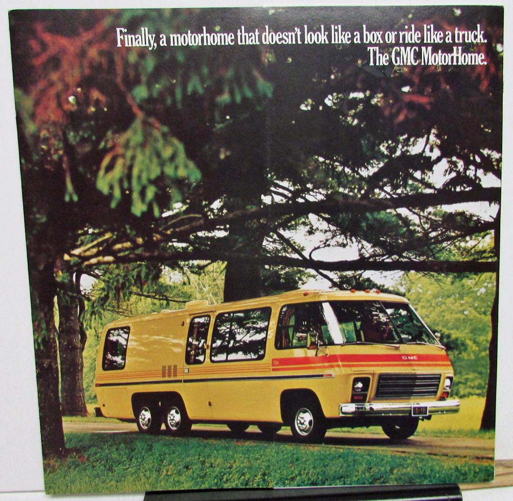 1973 GMC MotorHome RV Dealer Sales Brochure 23 26 Foot Features Options