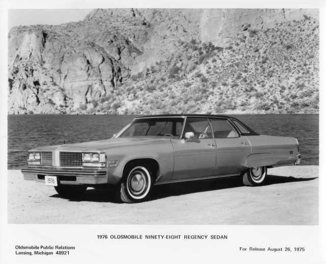 1976 Oldsmobile Ninety-Eight Regency Sedan Factory Press Photo 0219