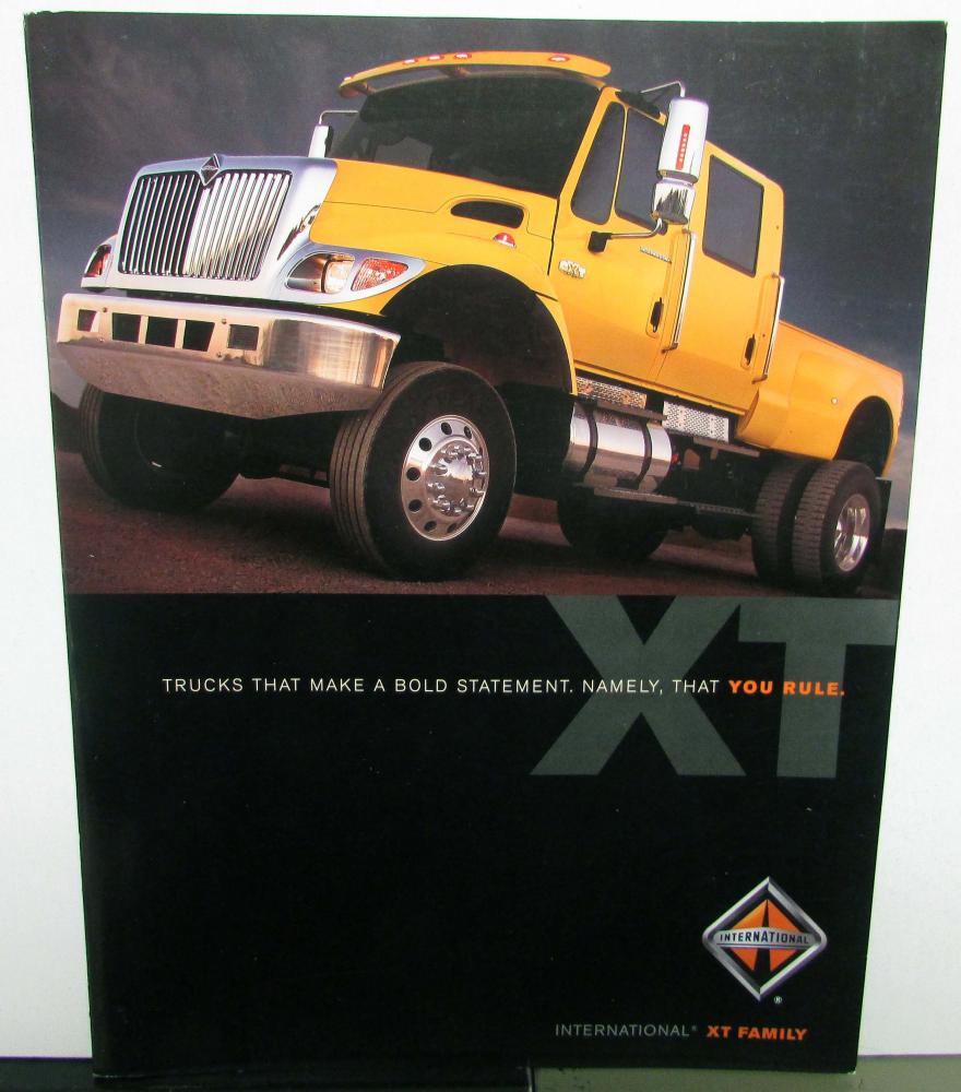 2005 International Trucks IHC XT Family Sales Folder Brochure Original
