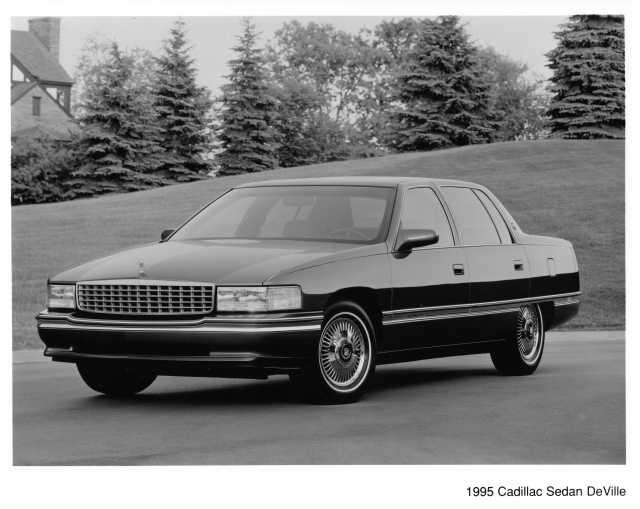 1995 Cadillac Sedan DeVille Press Photo 0221