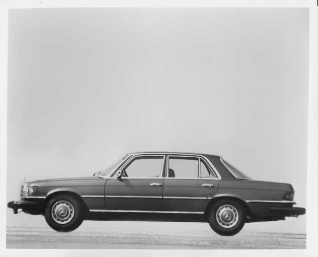 1974 Mercedes-Benz 450SE Press Photo and Release 0019